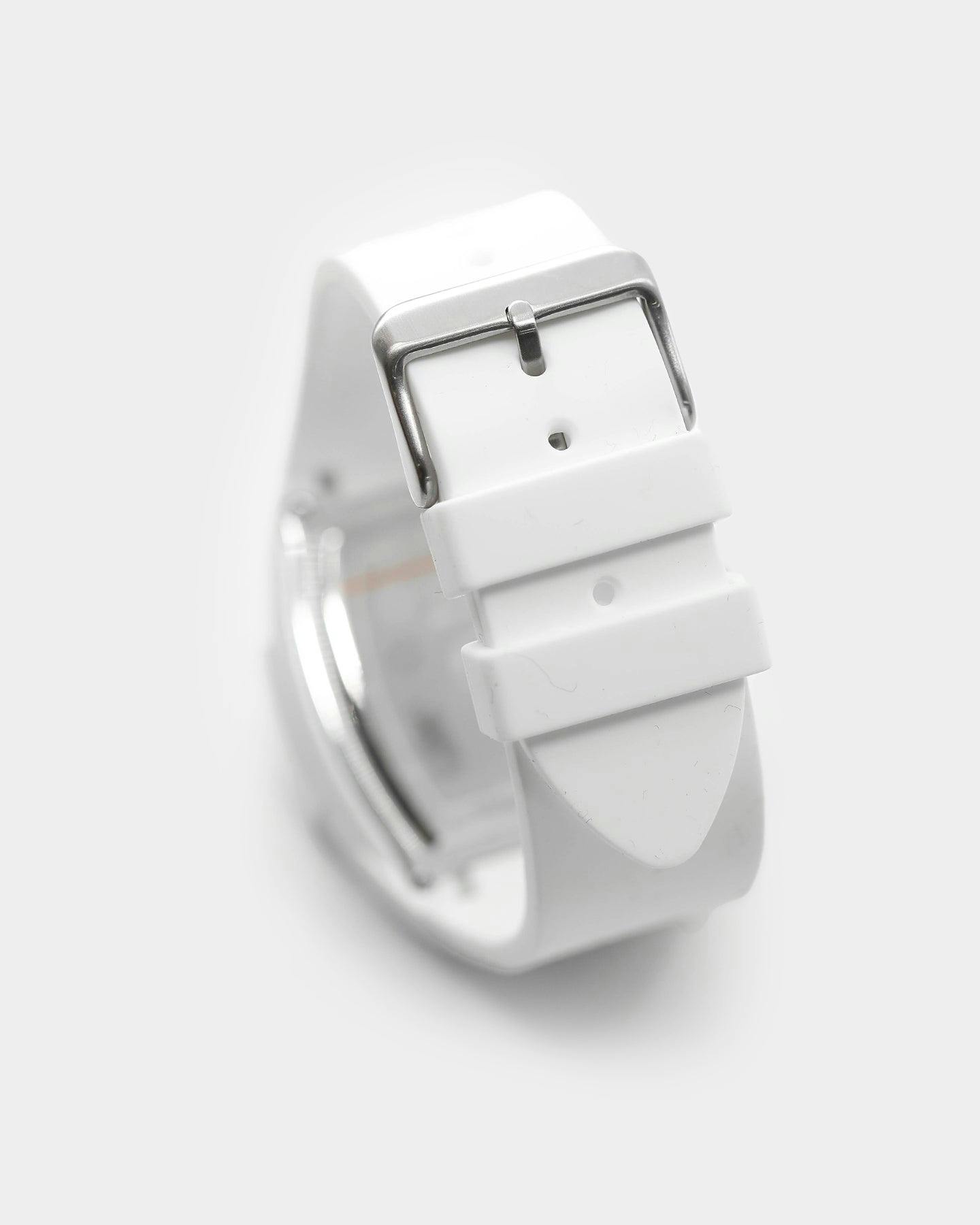 Guess Mainline Phoenix Watch White | Culture Kings